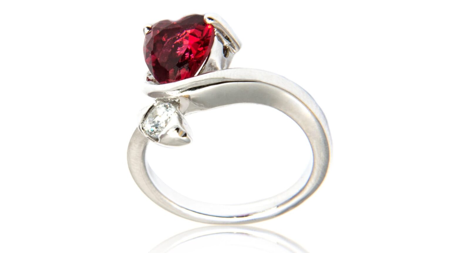 Diamond vs Ruby: Comparing Price and More - Entire Looks